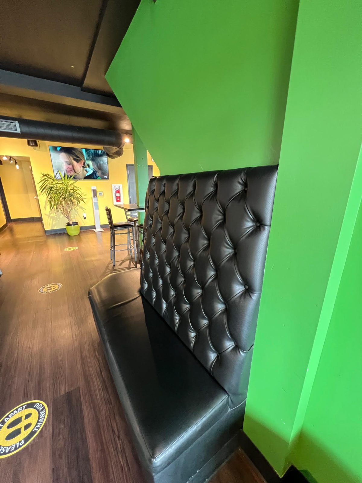 UPPA YARD – Jamaican Restaurant